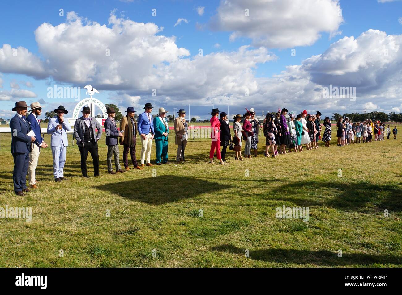 Fashion parade hi-res stock photography and images - Alamy