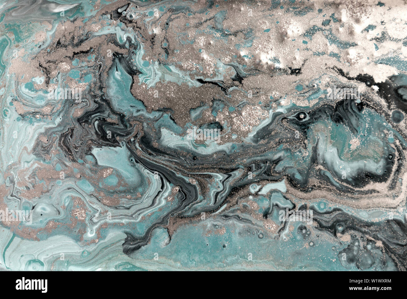 Marbling pattern. Golden powder marble liquid texture Stock Photo - Alamy