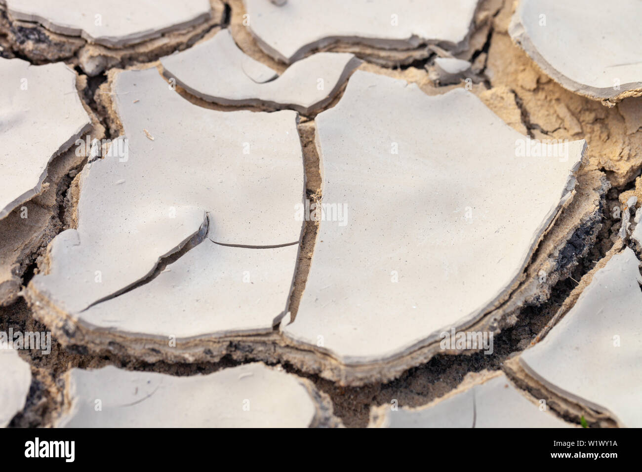Dried and cracked earth pattern, drought concept Stock Photo - Alamy