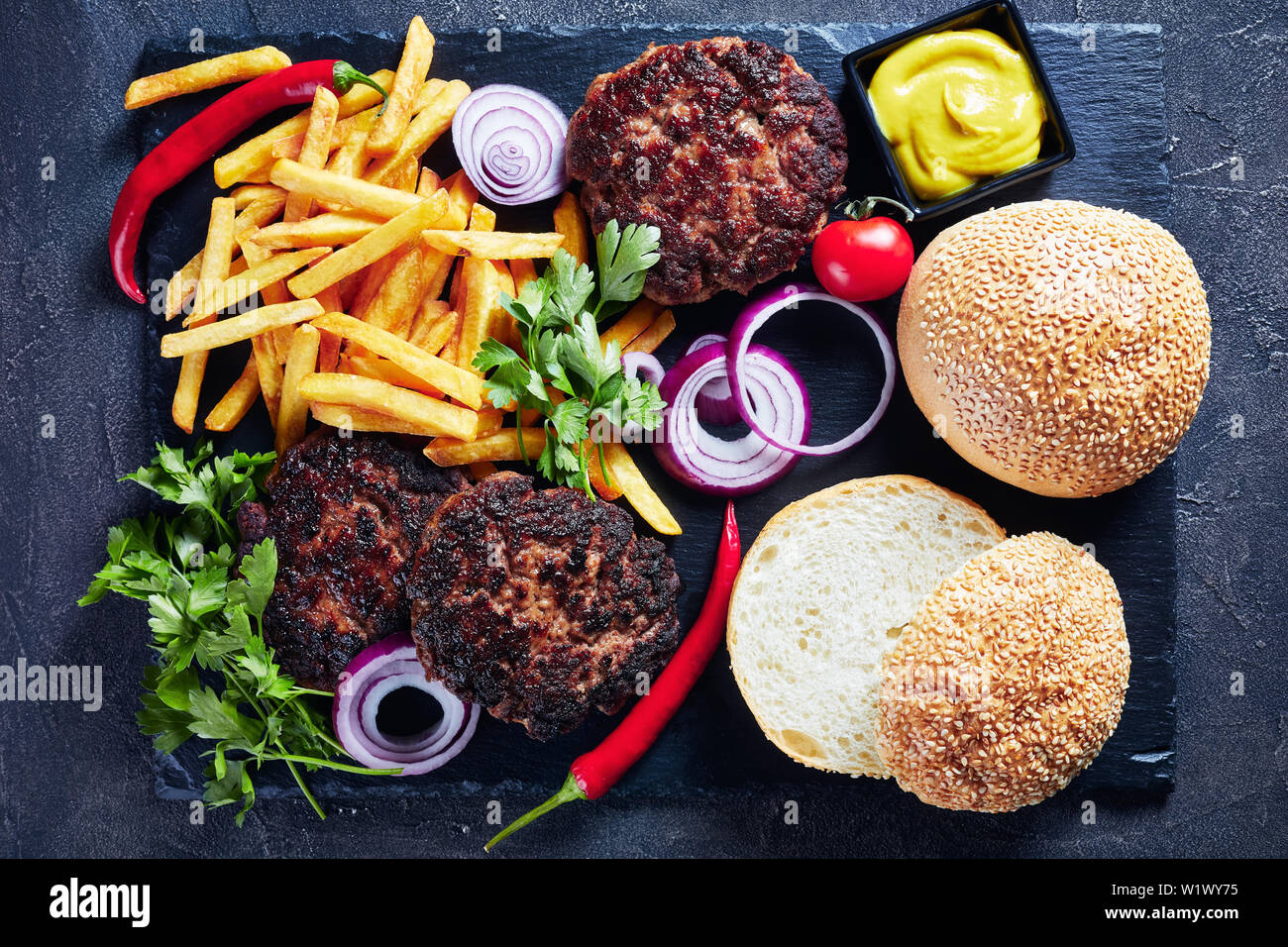 Hamburger bun top view hi-res stock photography and images - Alamy