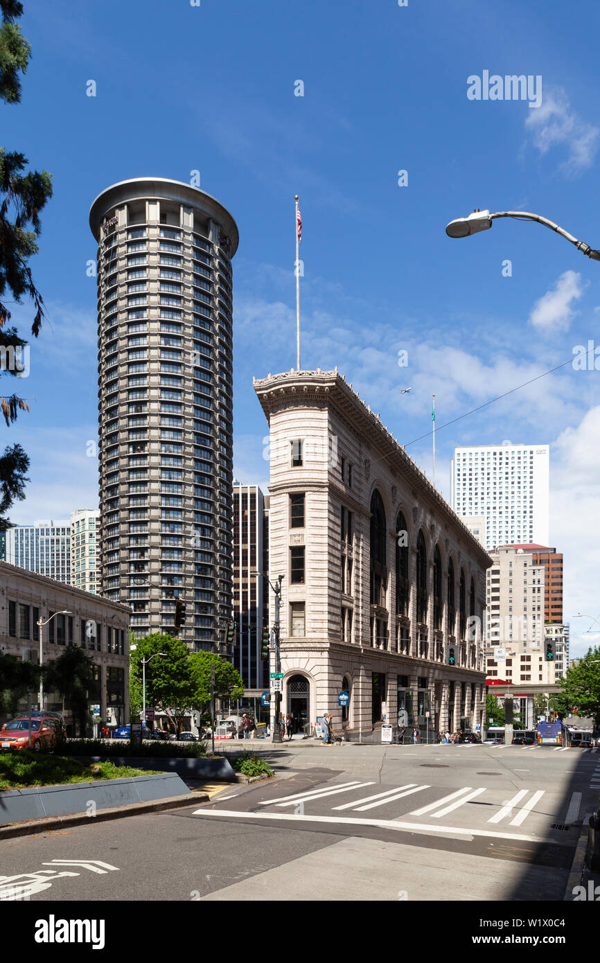 Seattle downtown view with landscapes hi-res stock photography and ...