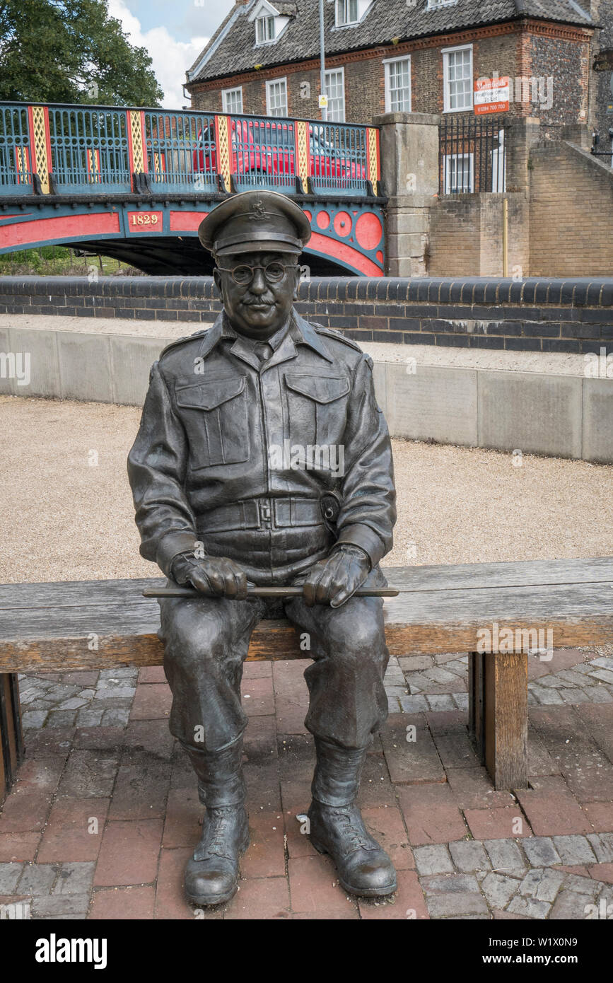 Statue captain mainwaring hi-res stock photography and images - Alamy