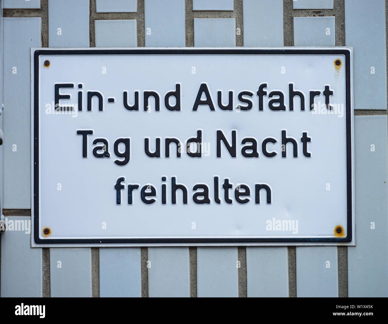 Entrance, exit, sign, North Rhine-Westphalia, Germany Stock Photo - Alamy