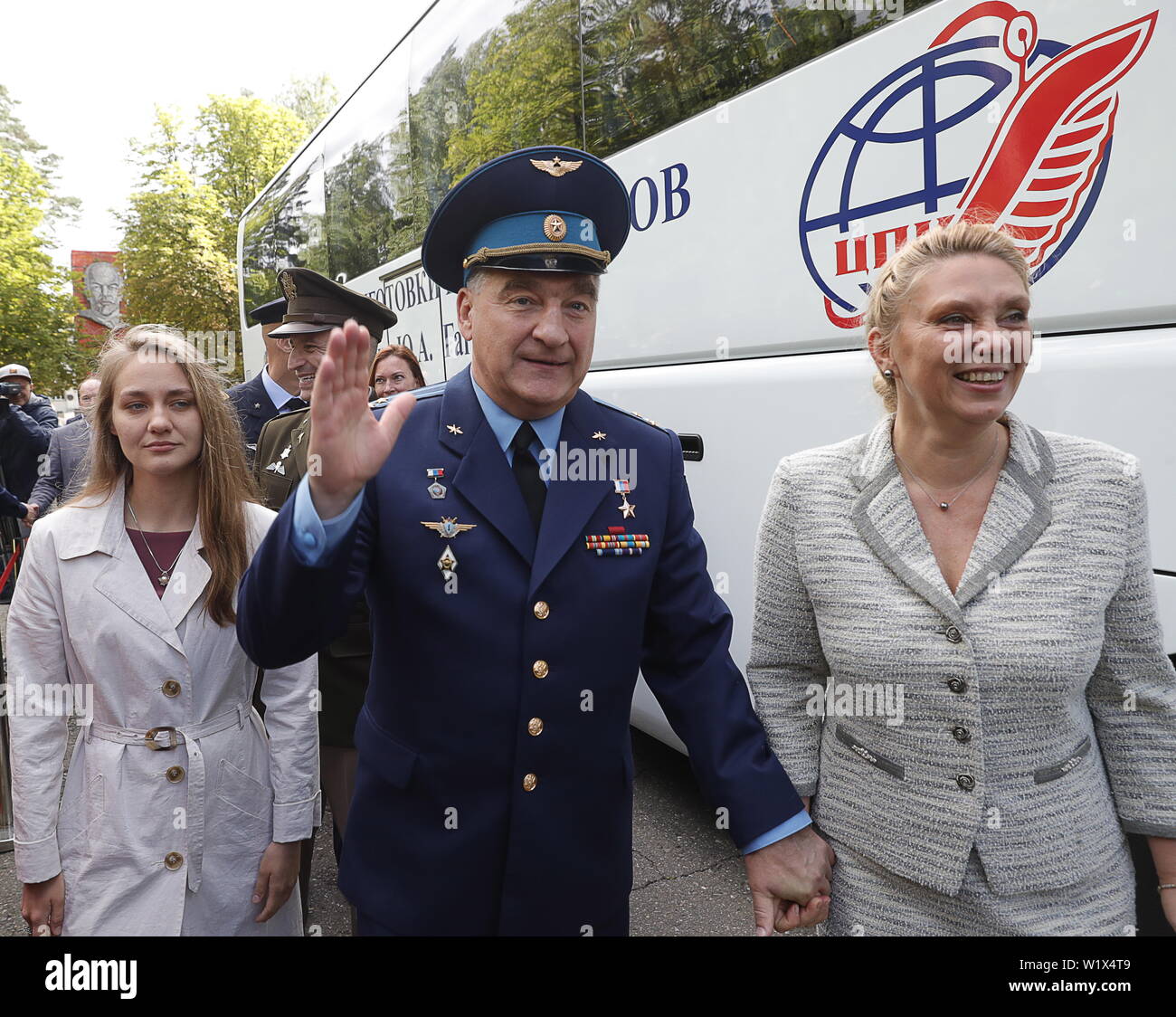 Yuri Gagarin With Family High Resolution Stock Photography and Images ...
