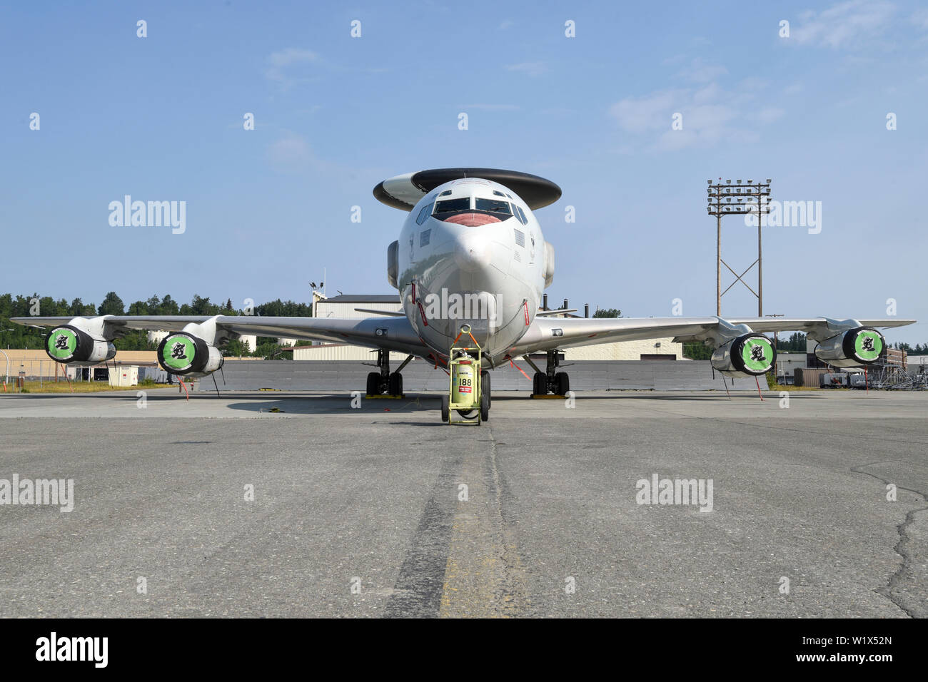 Aircraft control and warning center hi-res stock photography and images ...