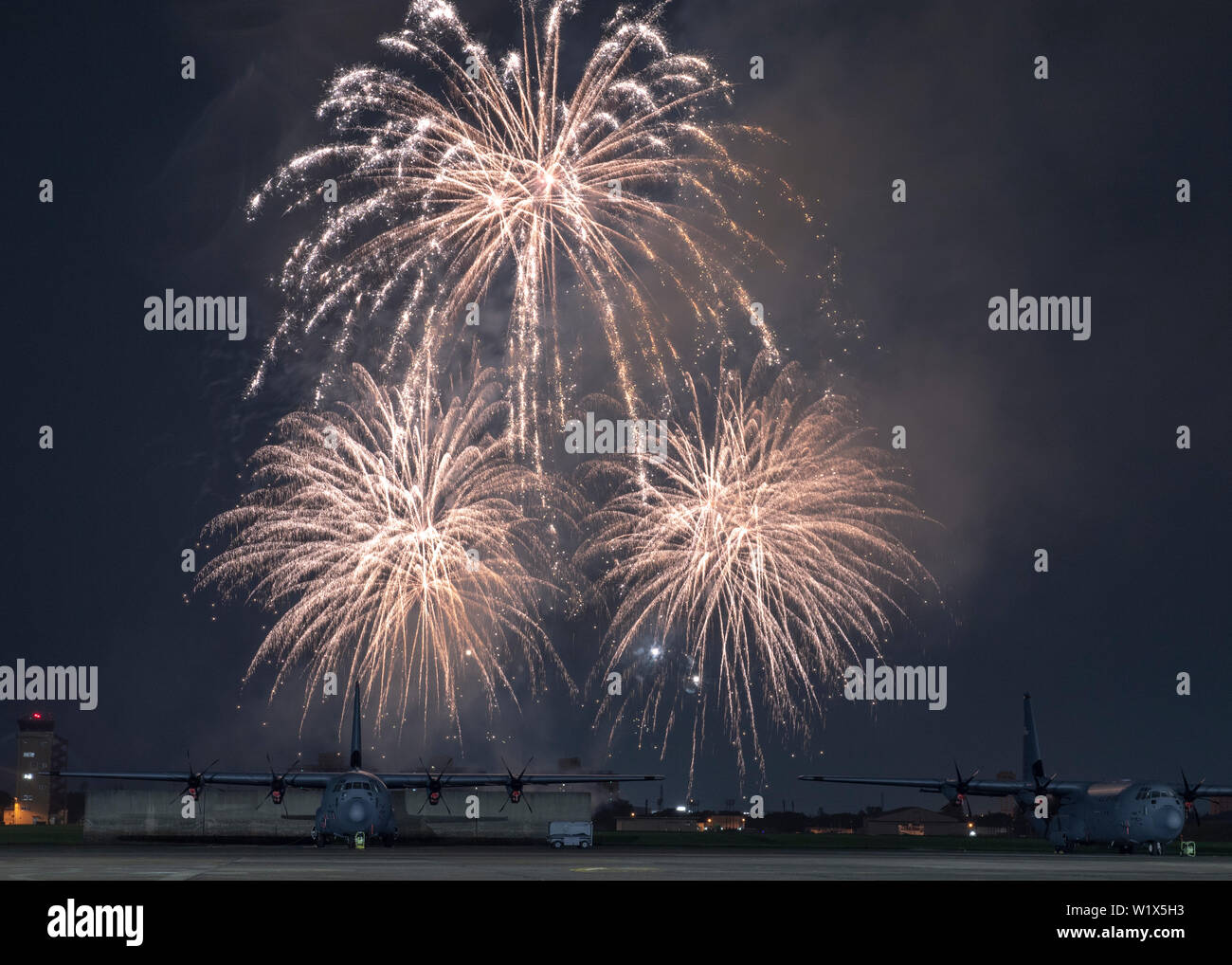 Us military base japan hi-res stock photography and images - Alamy