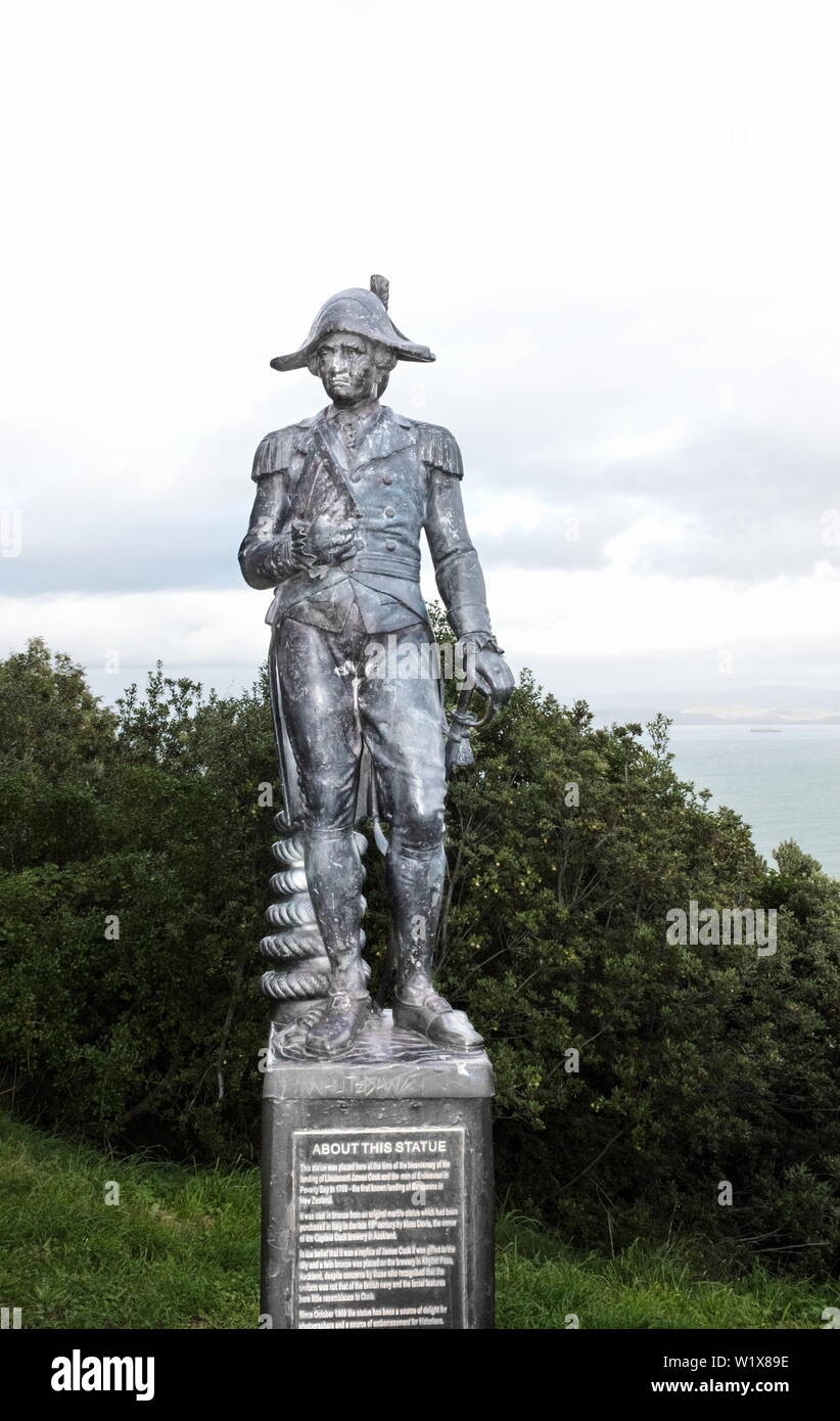 Gisborne, New Zealand - April 25th, 2017: A bronze statue of Captain ...