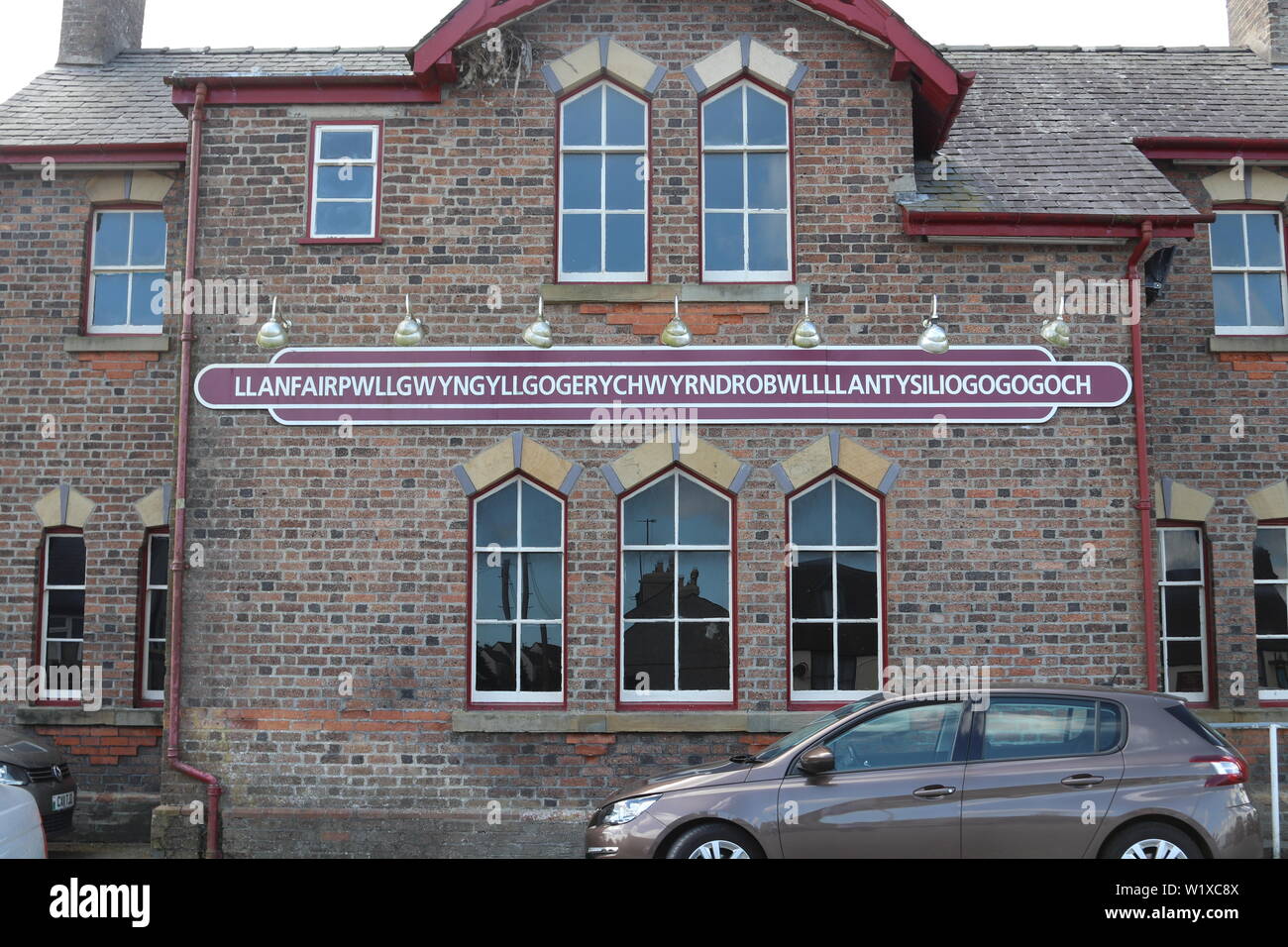 Llanfair anglesey hi-res stock photography and images - Alamy