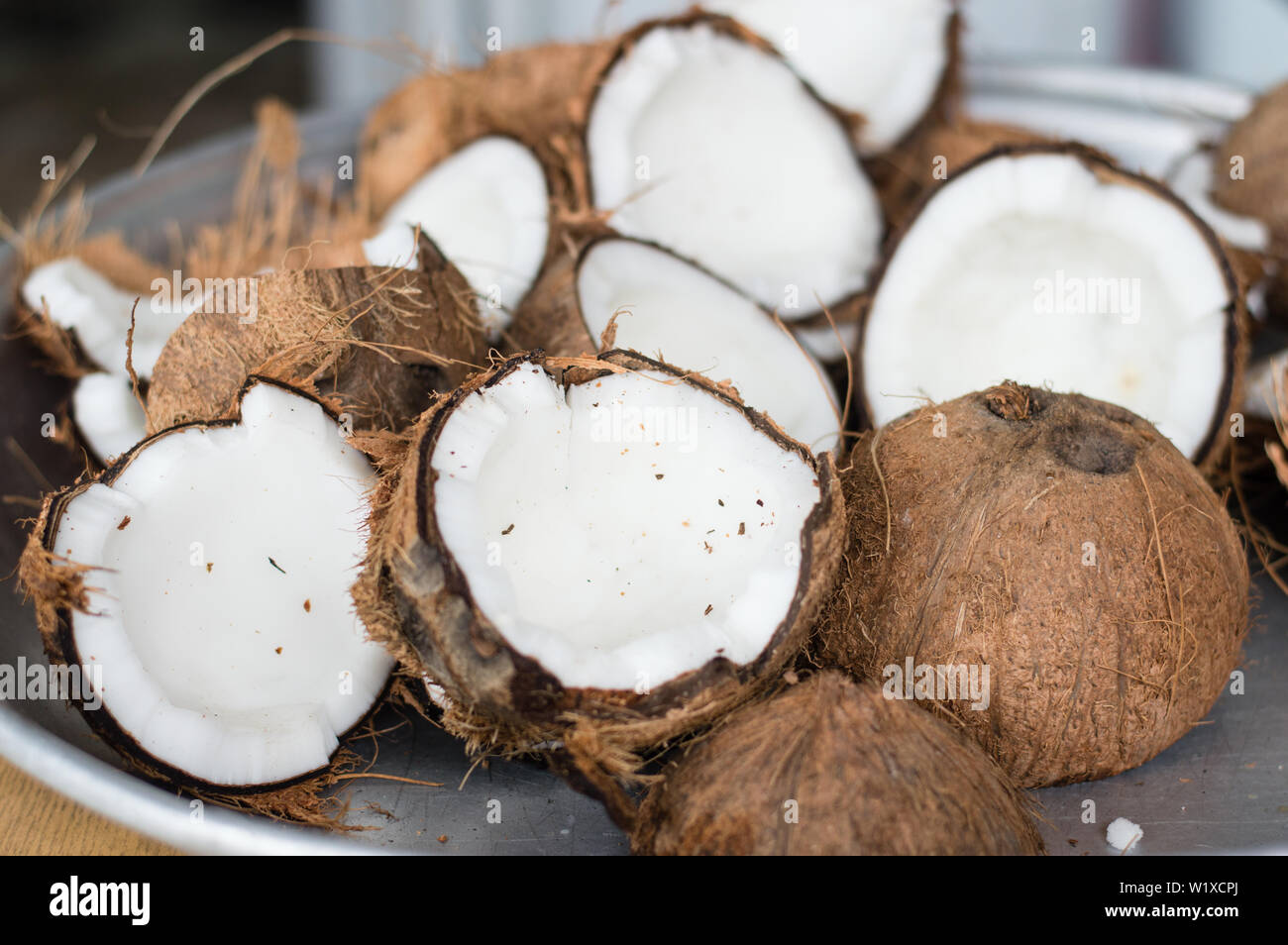Sliced coconuts hi-res stock photography and images - Alamy