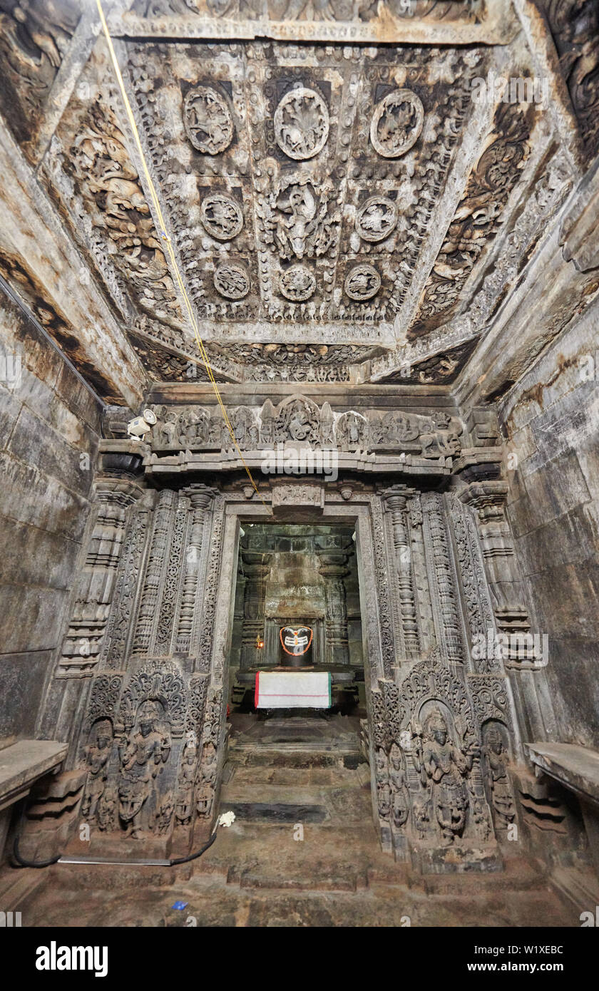 interior shot of Halebid Hoysaleswara Jain temple, Dwarasamudra ...