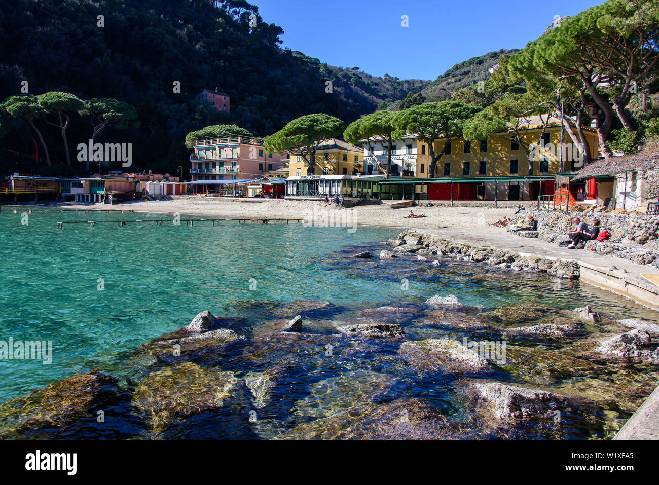 The sandy beach of Paraggi in the Natural Park of Portofino Stock Photo ...