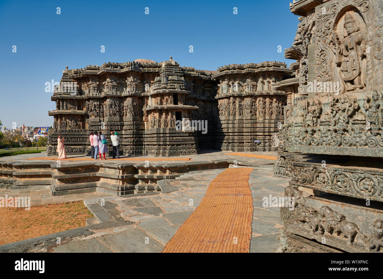 stone carvings on Halebid Hoysaleswara Jain temple, Dwarasamudra ...