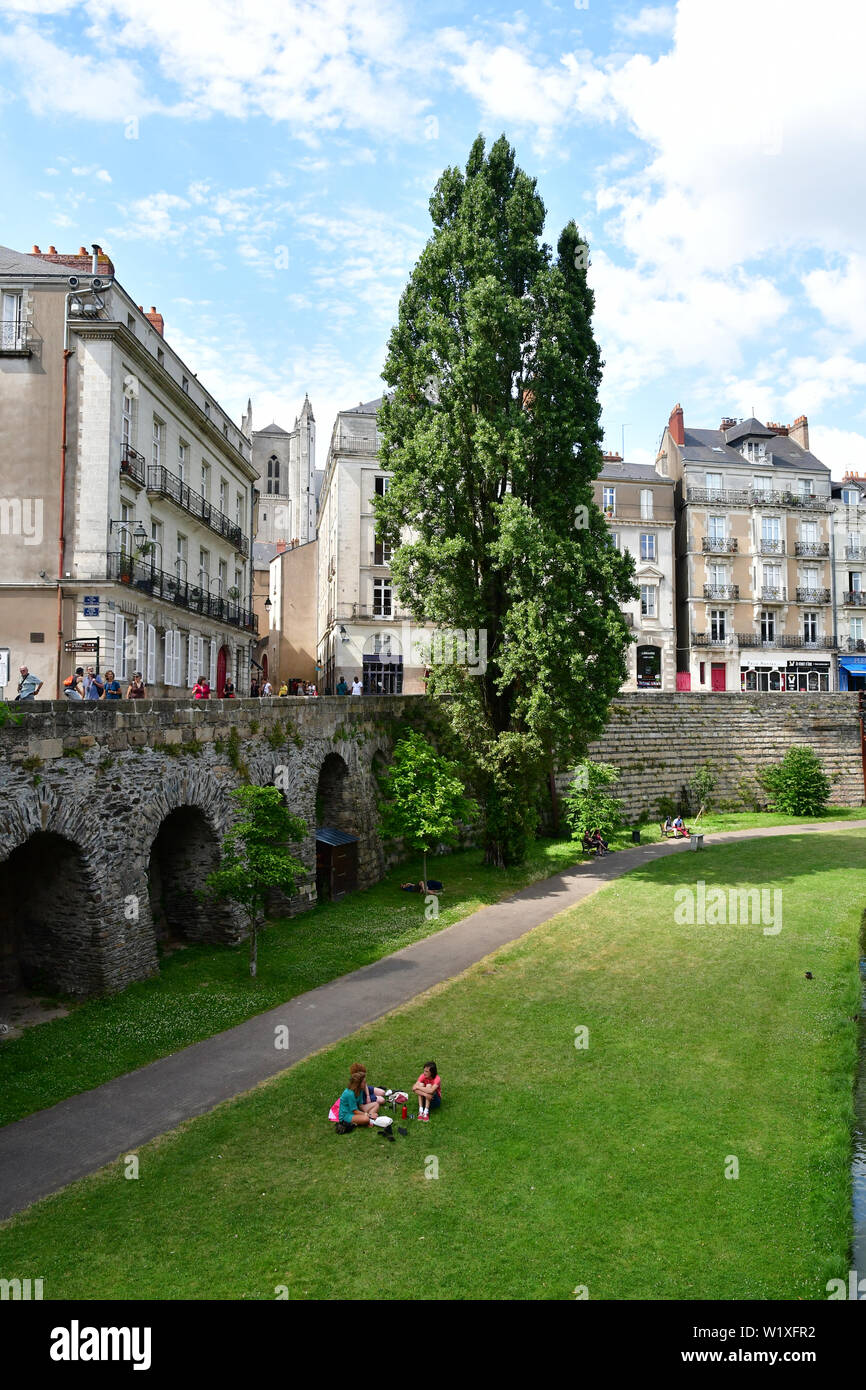 Nantes (north-western France): real estate, properties around the ...