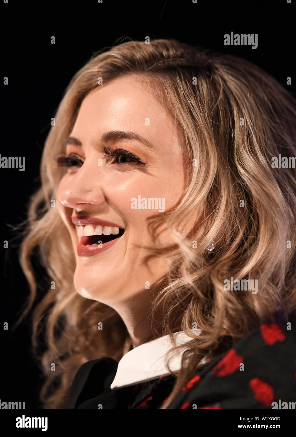 Sarahdarling hi-res stock photography and images - Alamy