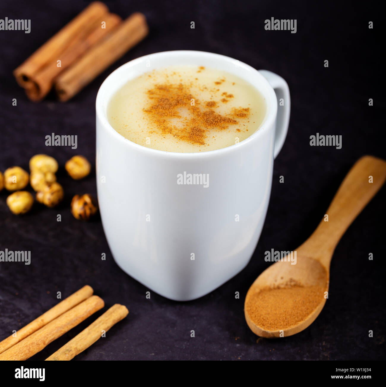 Boza hi-res stock photography and images - Alamy