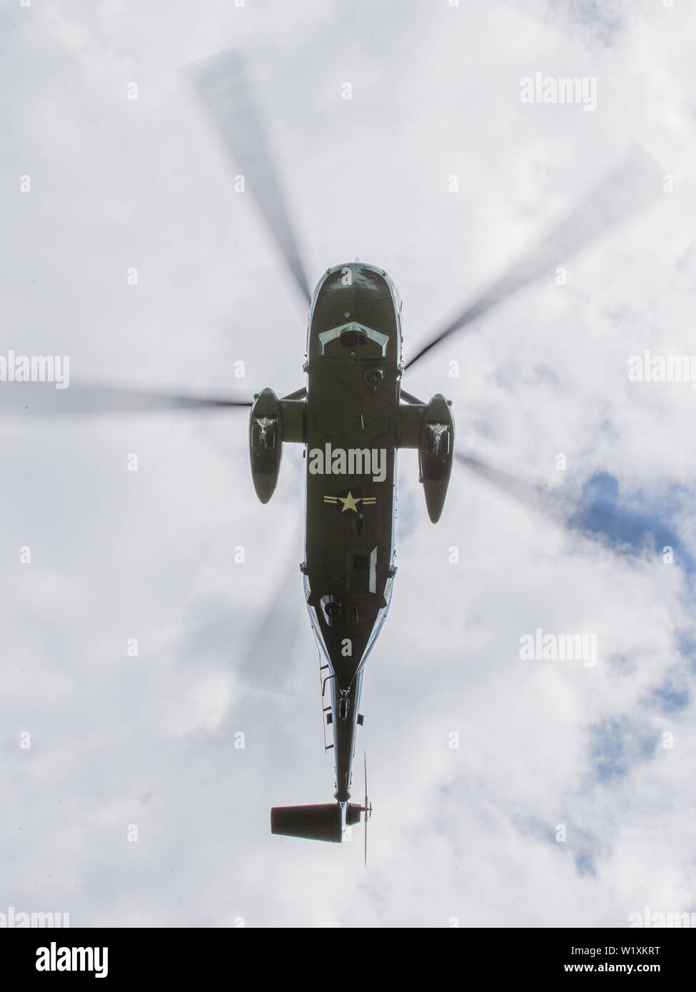 United States Marine Corps Sikorsky VH-3D Sea King helicopters, call ...