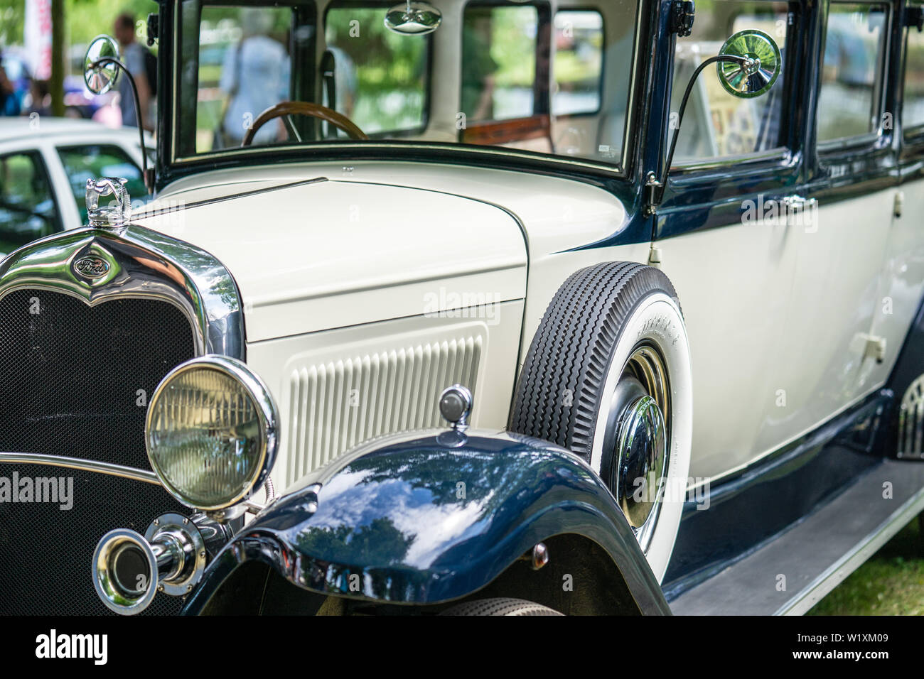 Bedford, Bedfordshire, UK June 2 2019. Fragment of 1930 s Style Ford ...