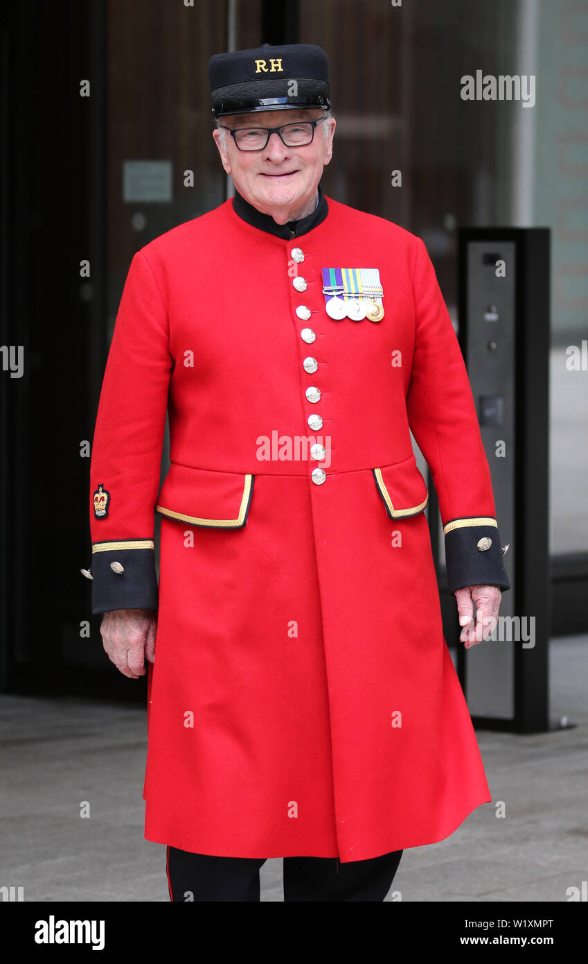 Colin thackery hi-res stock photography and images - Alamy