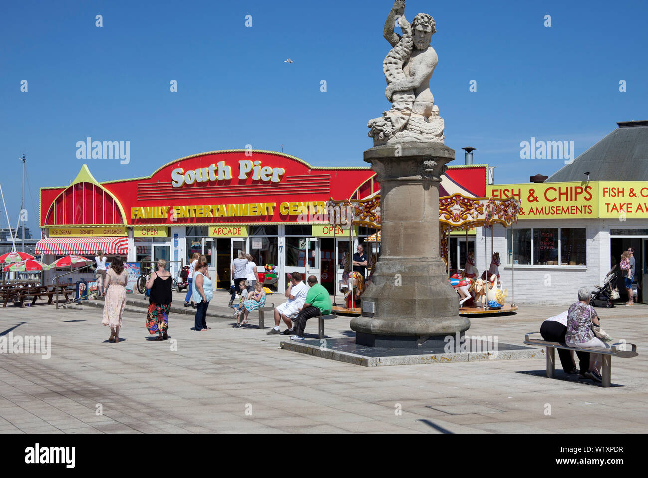 Lowestoft Promenade Stock Photos & Lowestoft Promenade Stock Images - Alamy