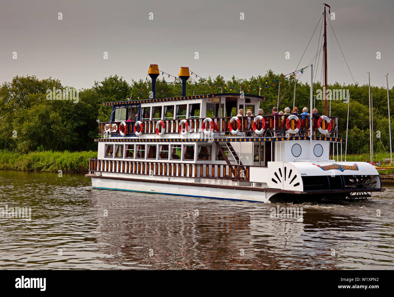 Paddle boat, pleasure trip, Horning, Norfolk Broads, England, UK Stock ...