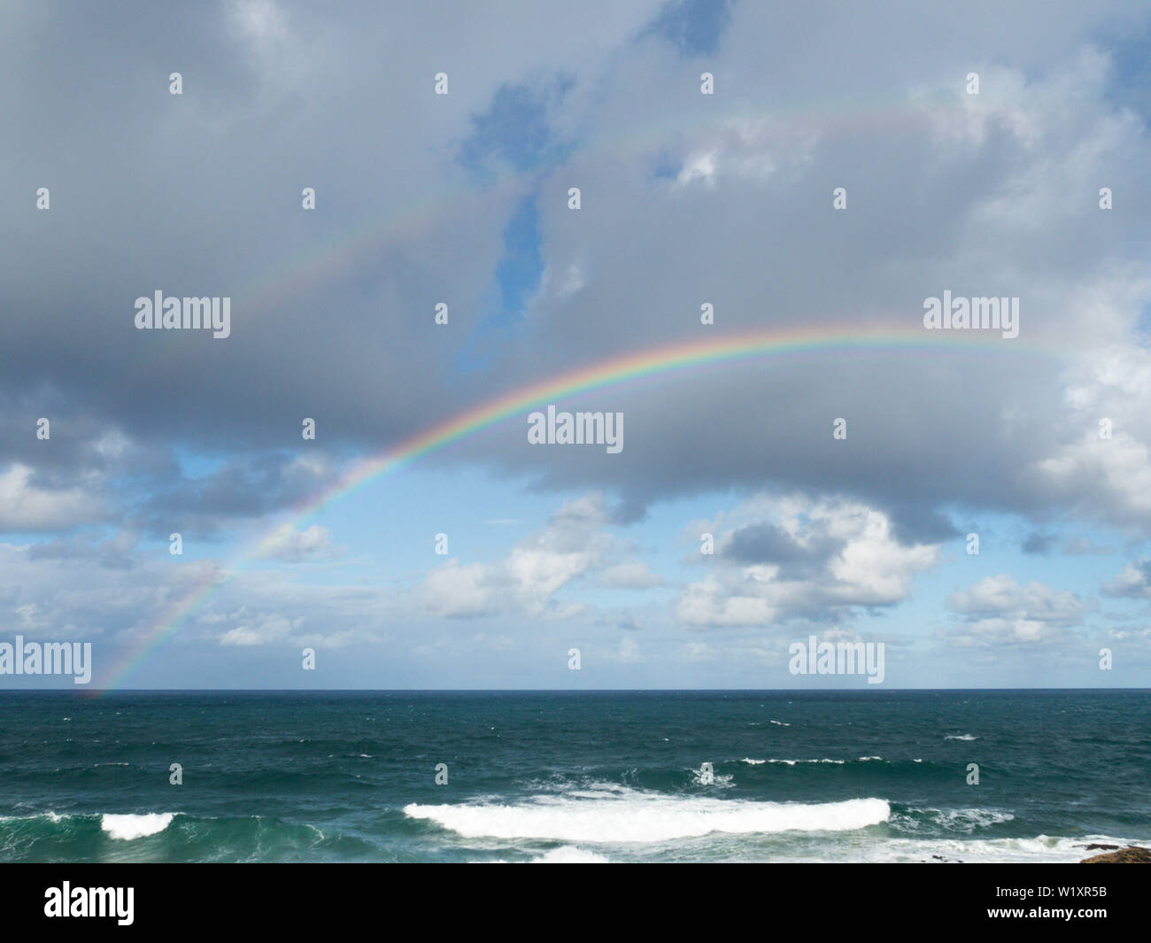 Double curved arch hi-res stock photography and images - Alamy