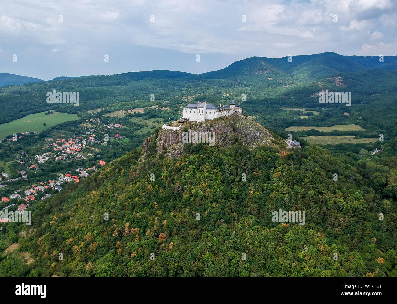 Fuzer castle hungary hi-res stock photography and images - Alamy