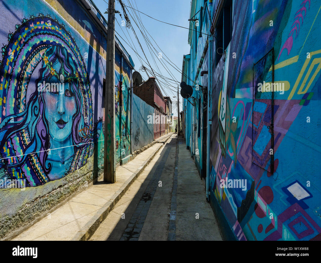 Chile Street Art view valparaiso Stock Photo - Alamy