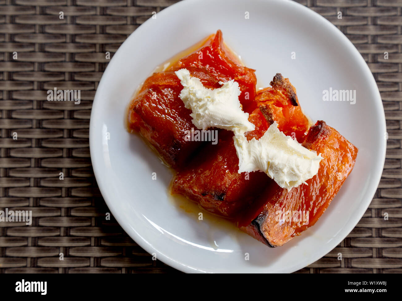 Traditional pumpkin dessert hi-res stock photography and images - Alamy