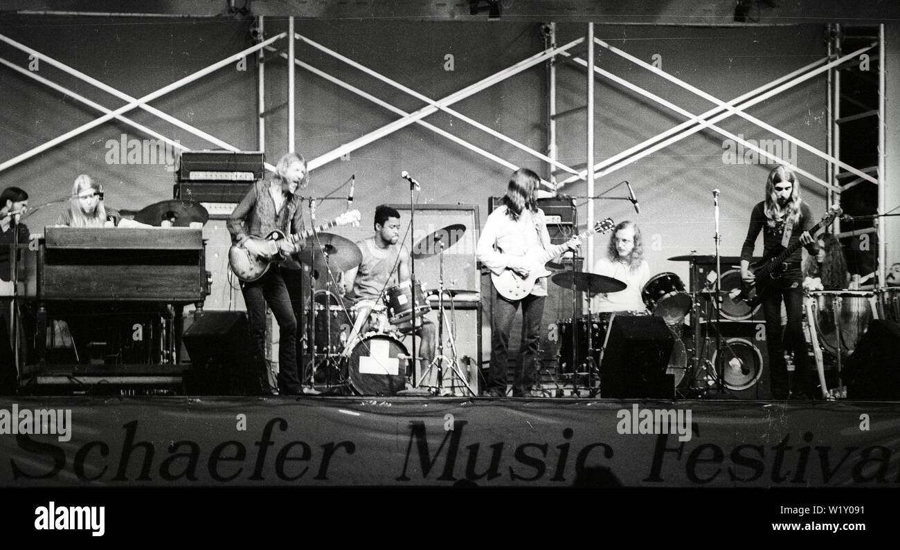 THE ALLMAN BROTHERS US rock group at bthe Schaefer Music Festival in ...