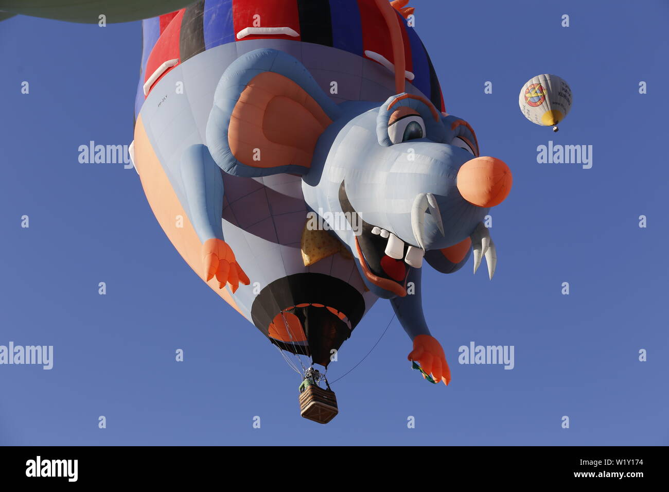 Balloon mouse hi-res stock photography and images - Alamy