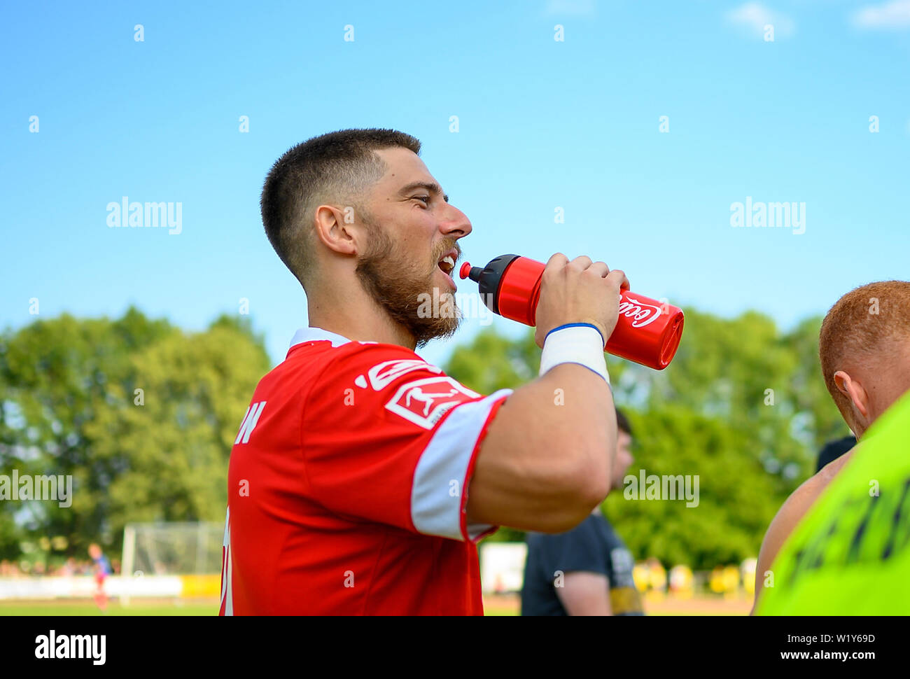 Pre match drinks hi-res stock photography and images - Alamy