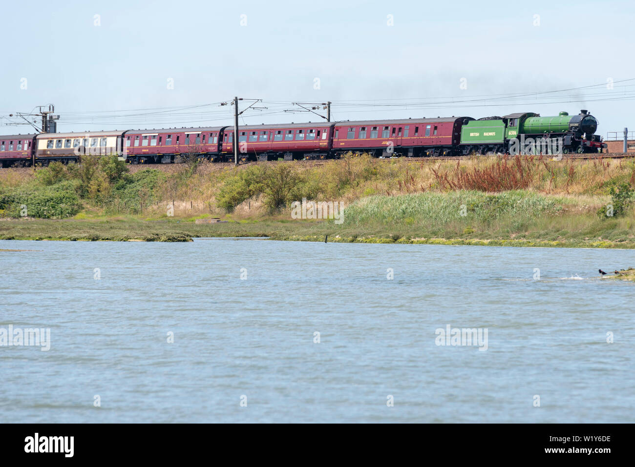Mainline steam train hi-res stock photography and images - Alamy