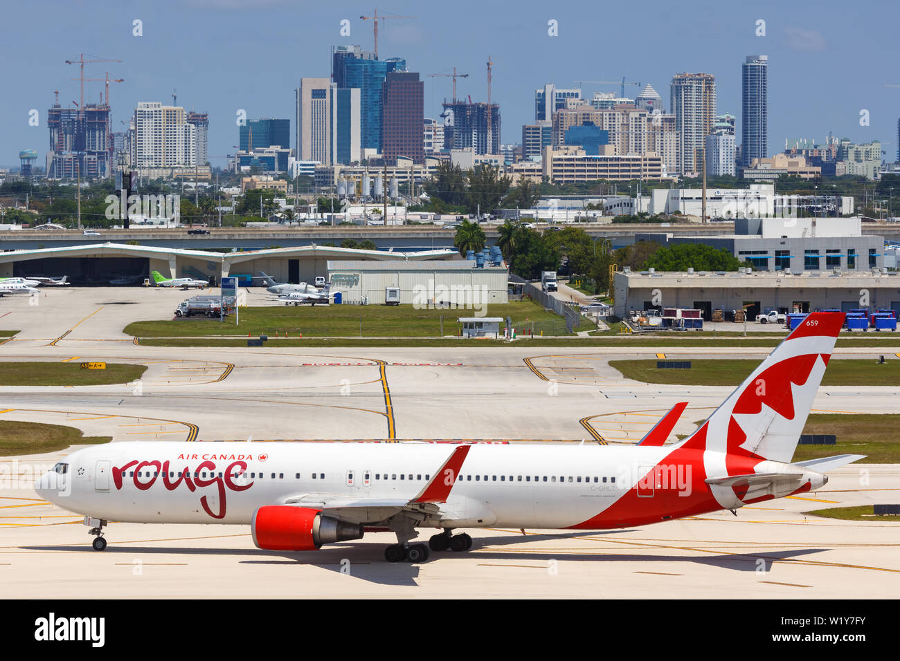 Fort Lauderdale, Florida – April 6, 2019: Air Canada Rouge Boeing 767 ...