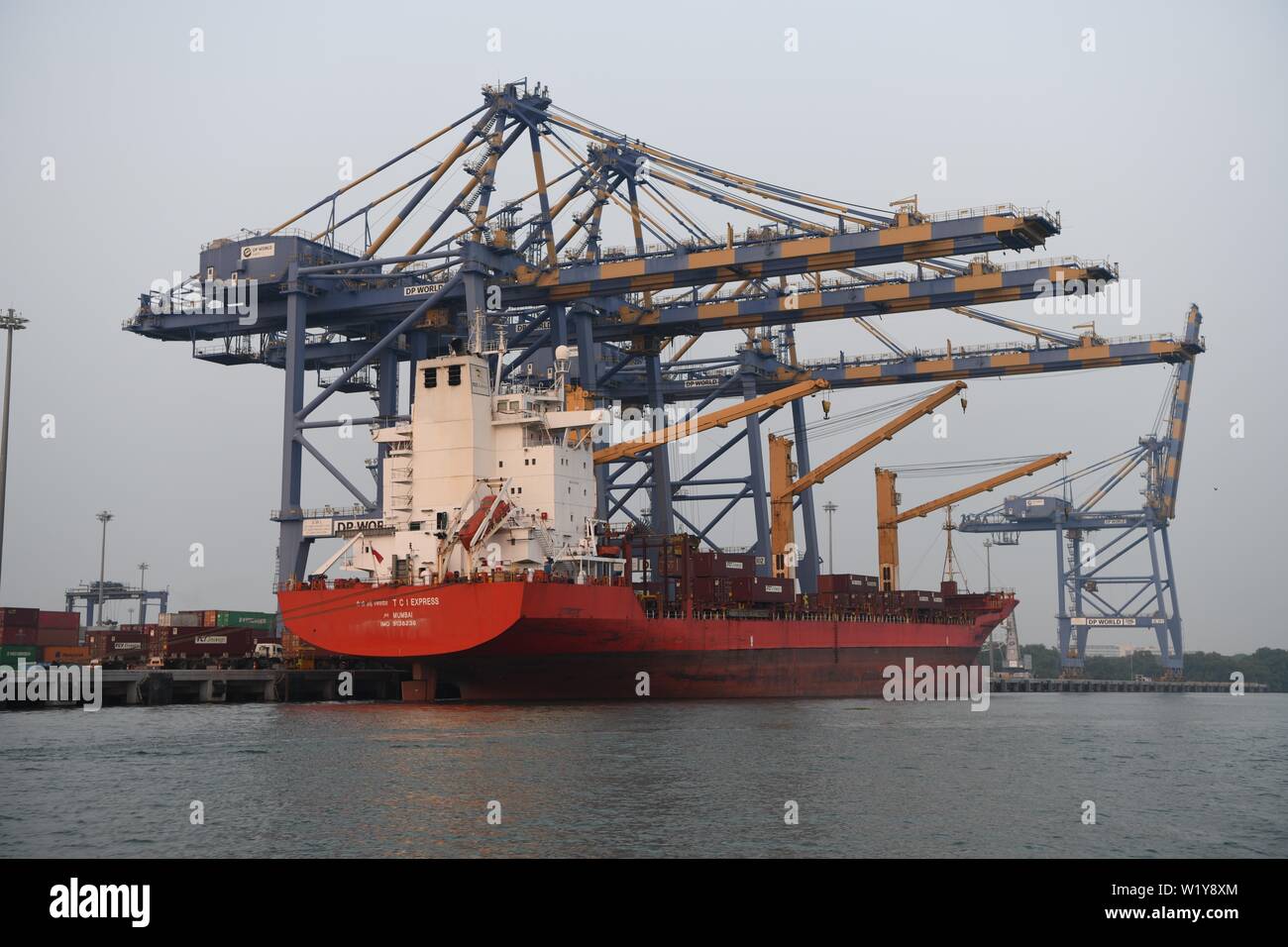 Cochin container port hi-res stock photography and images - Alamy