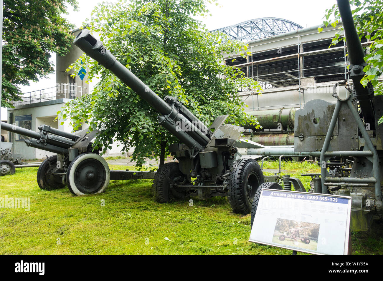 Soviet Union made,The 85mm Armata plot wz KS-12 anti aircraft gun ...