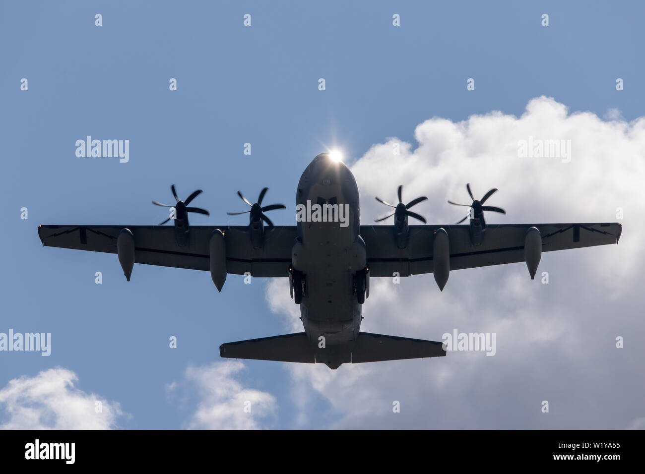 Mc 130 hi-res stock photography and images - Alamy