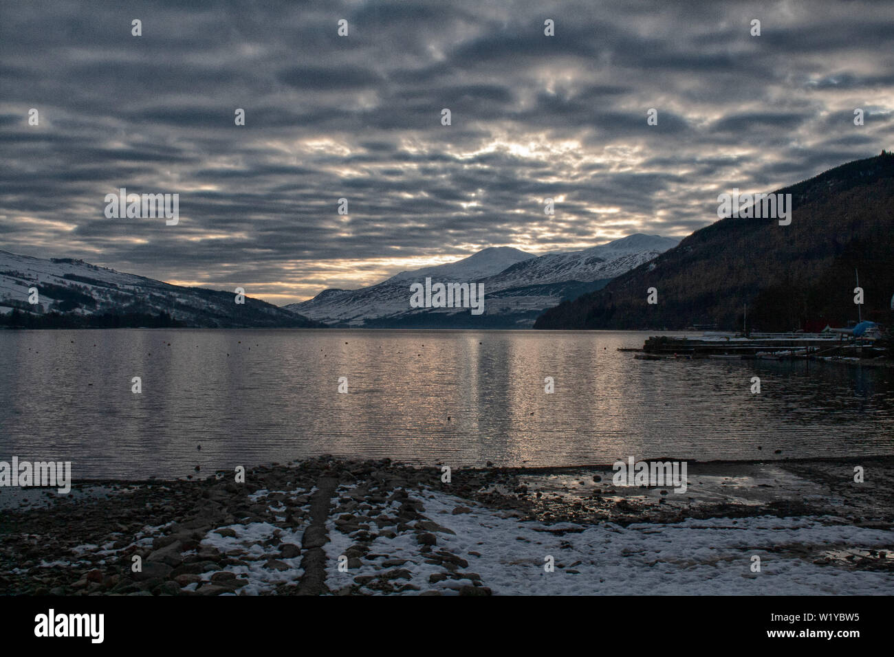 Loch tay sunset hi-res stock photography and images - Alamy