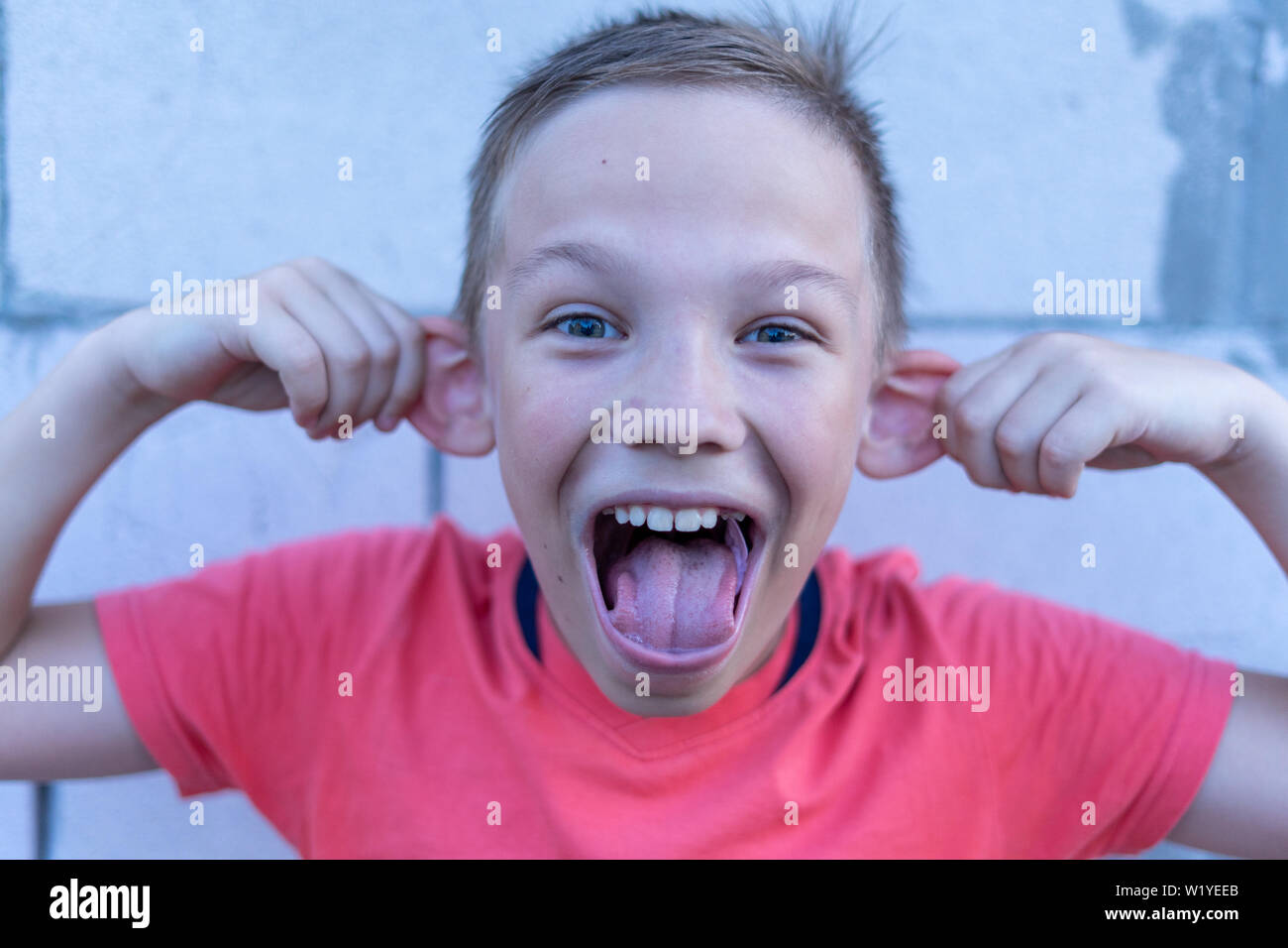 10 year old boy model hi-res stock photography and images - Alamy