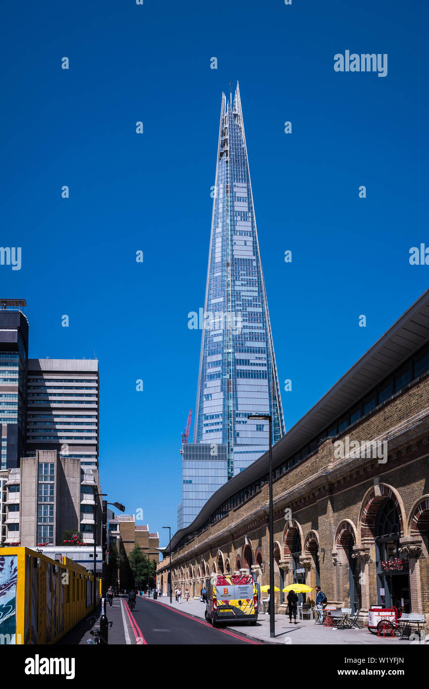London Bridge Station, St.Thomas Street entrance/exit after ...