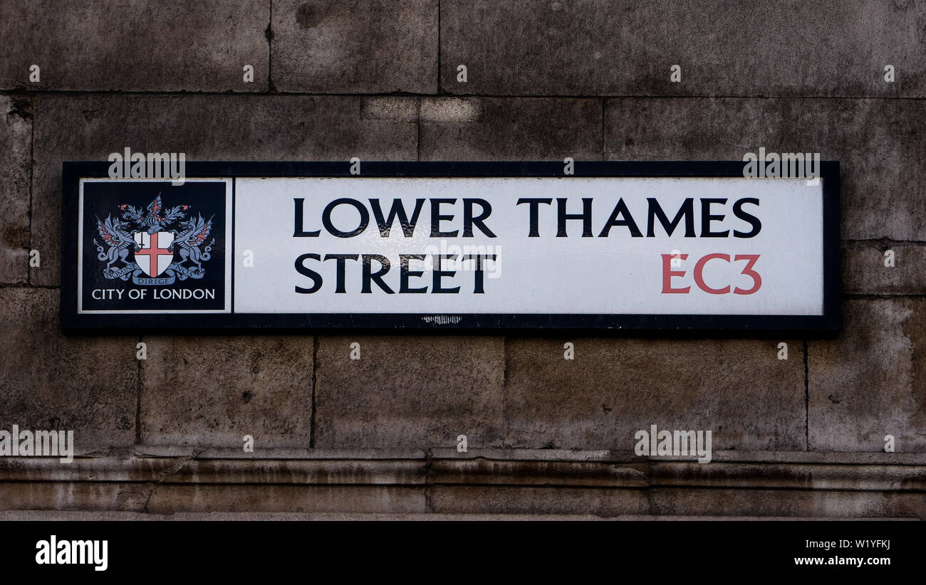 Lower Thames Street Stock Photo - Alamy