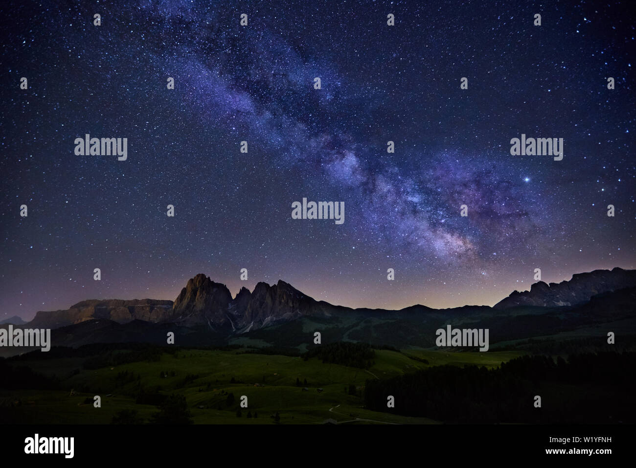 Milky Way over Alpe di Siusi in Dolomites, Italy Stock Photo - Alamy