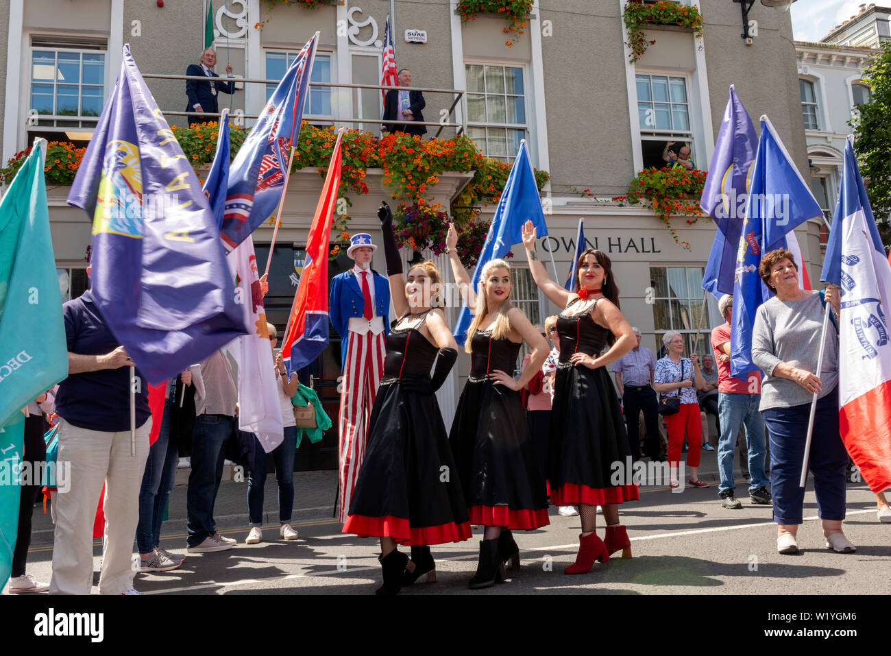Killarney town hall hi-res stock photography and images - Alamy