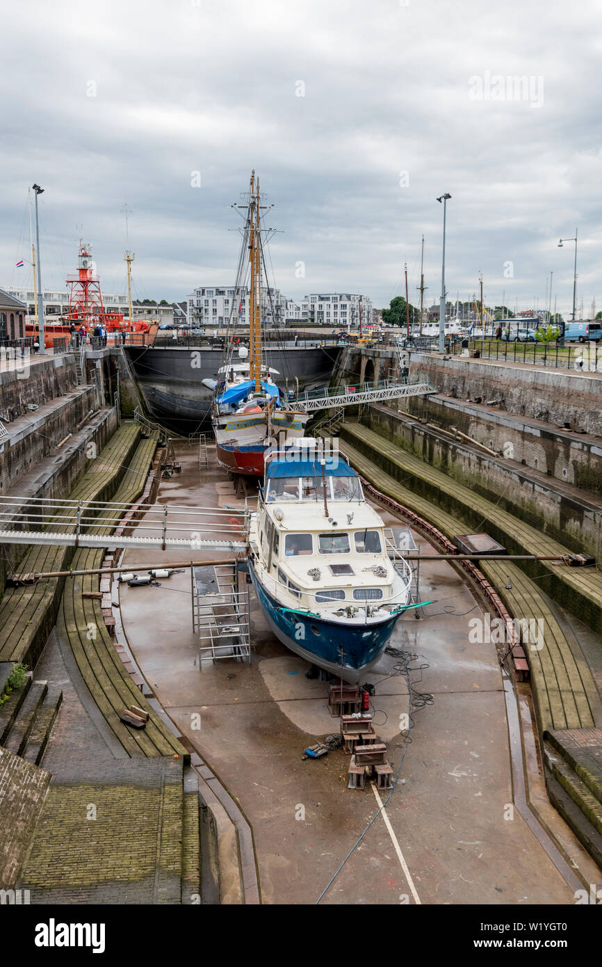 Droogdok hi-res stock photography and images - Alamy