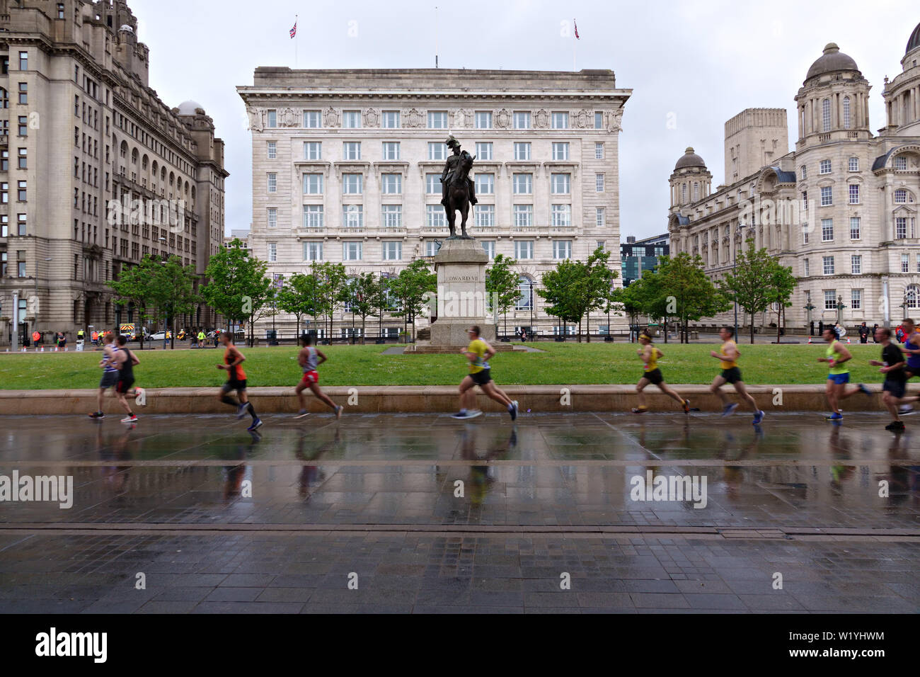 Competitors taking part in the 2019 Rock n Roll Marathon running past ...
