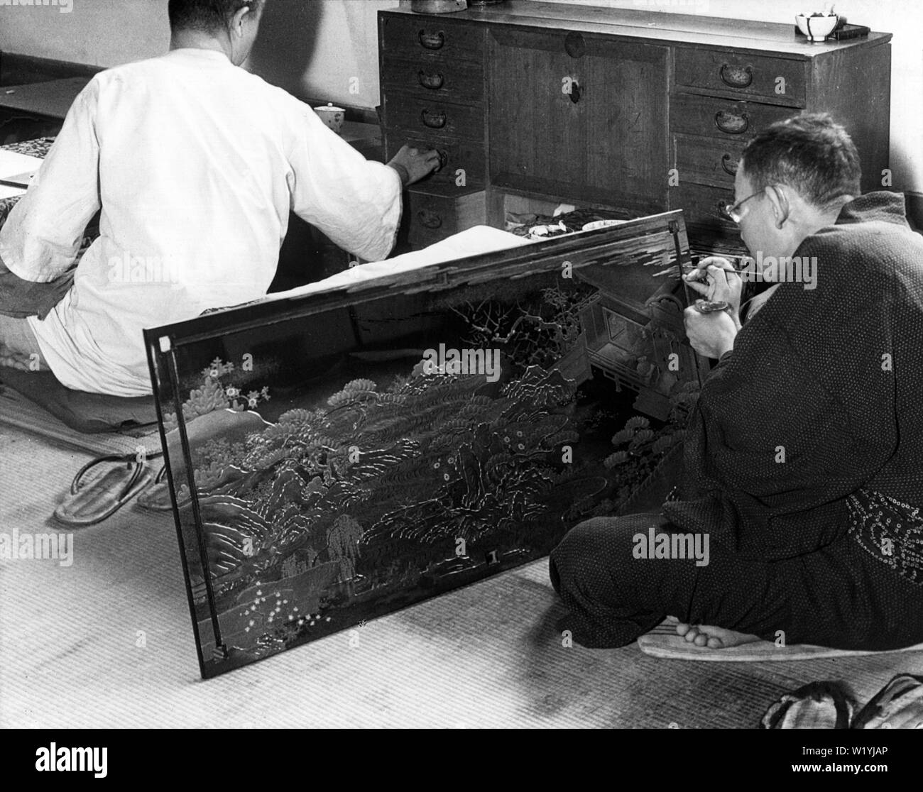Man work retro 1930s hi-res stock photography and images - Alamy