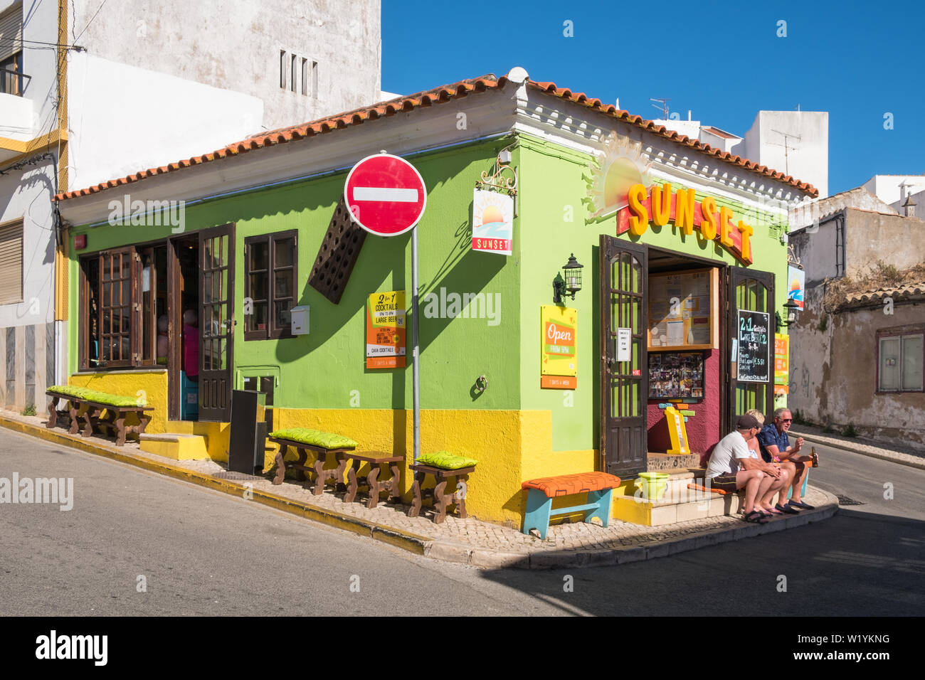 Sunset bar in alvor hi-res stock photography and images - Alamy
