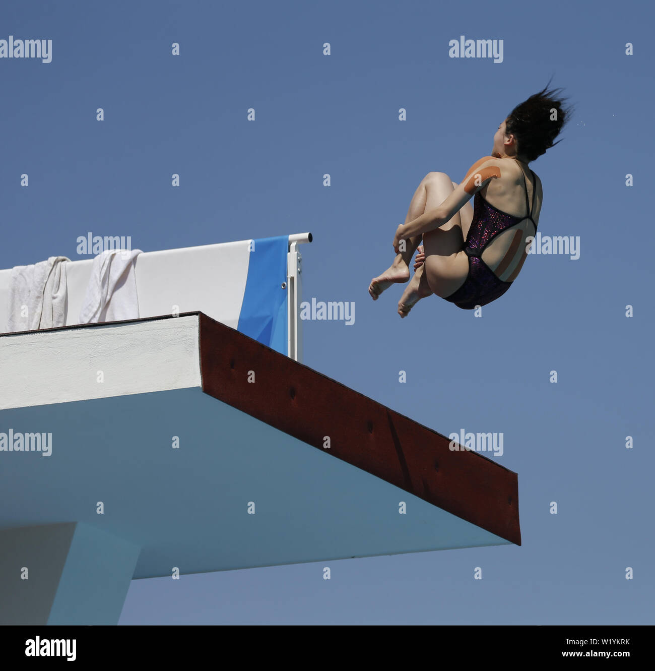 10m platform women final hi-res stock photography and images - Alamy