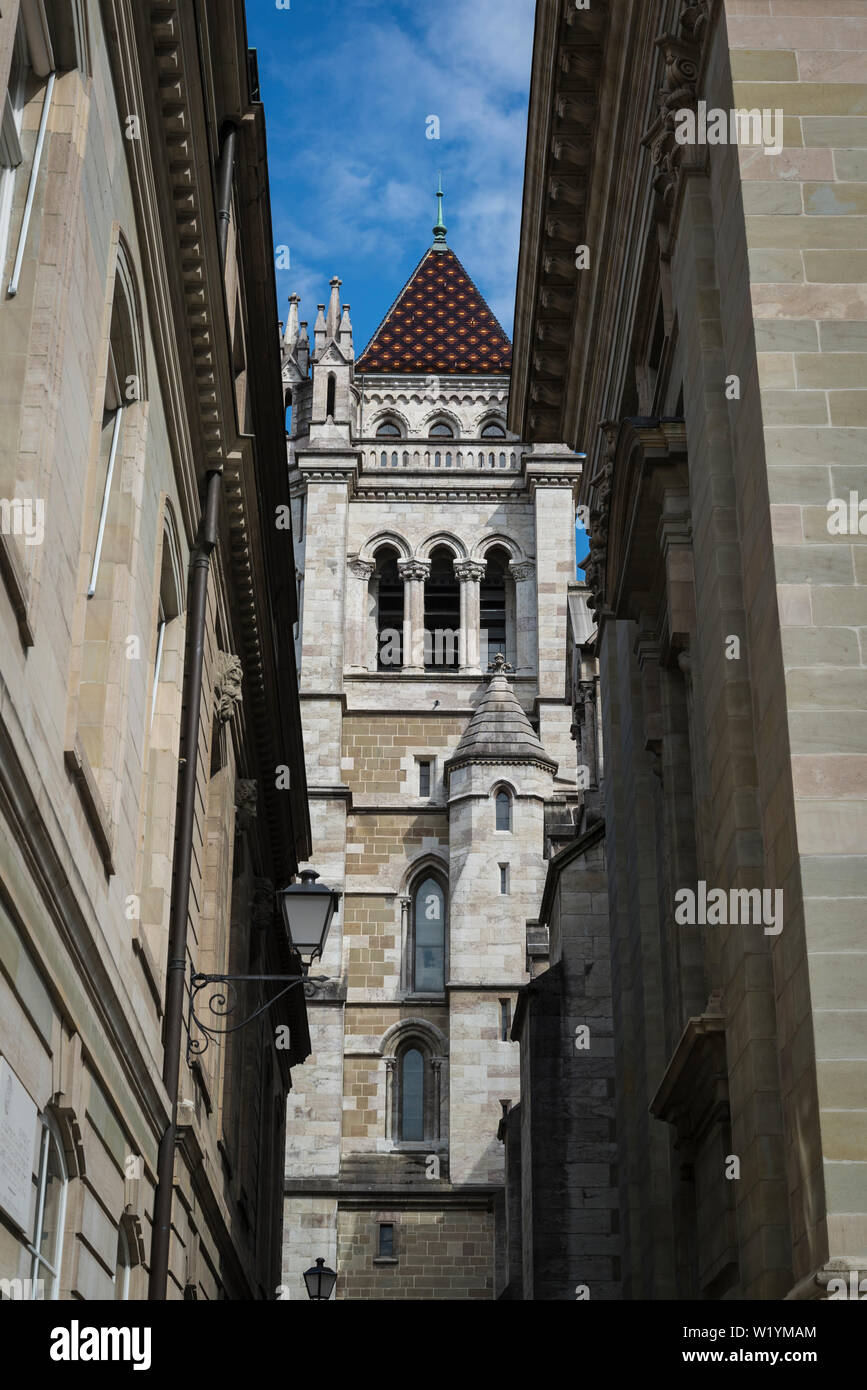 St.Peter’s Cathedral, Geneva's main church, famous for John Calvin ...