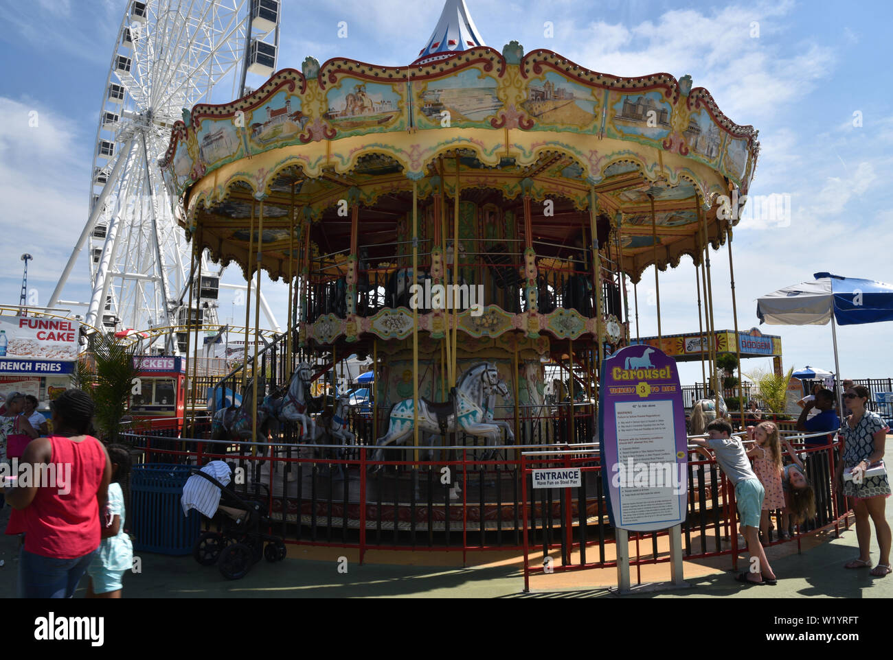 Atlantic city boardwalk steel pier carousel hi-res stock photography ...