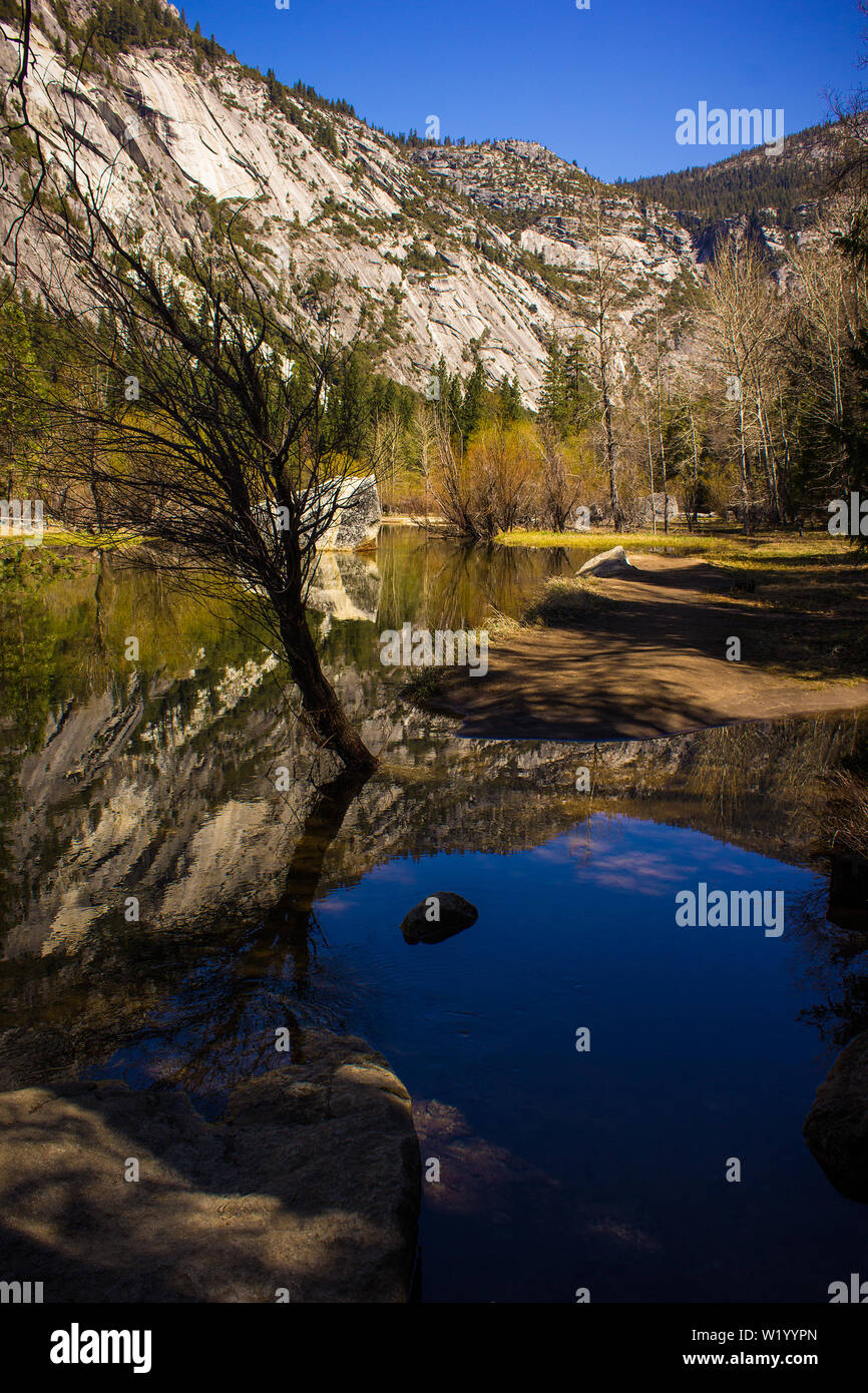 Large granite mountain yosemite national hi-res stock photography and ...